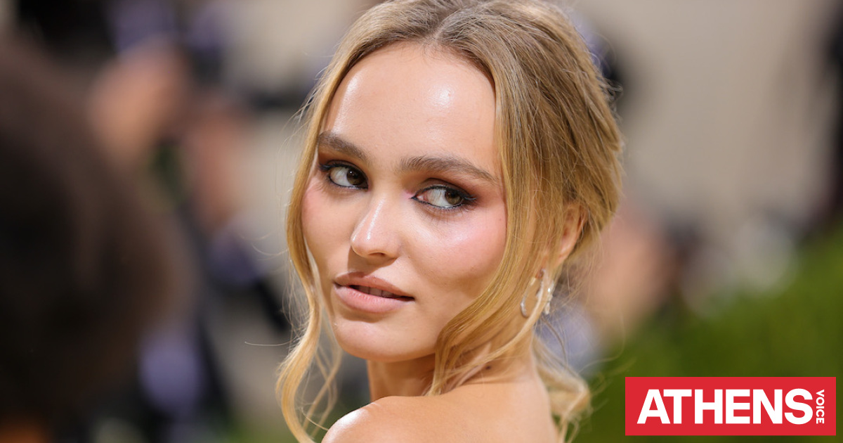 Η Λίλι-Ρόουζ Ντεπ κοπιάρει τις καριέρες των γονιών της | Athens Voice